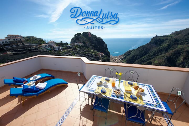 Stunning View Over Sea And Amalfi-free Parking - Amalfi