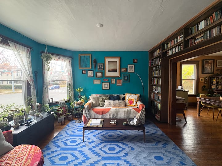 Bright + Eclectic Fall Creek 2br - Ithaca, NY