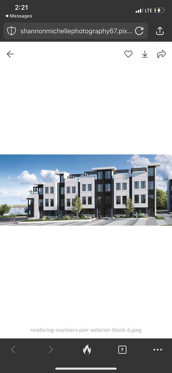House Of Tranquility By The Lake - Orillia