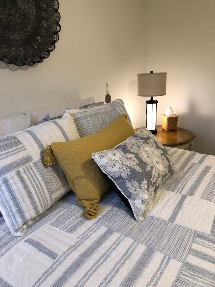 Private Room In Newer 2-story Sfh Near Madison, Wi - Wisconsin