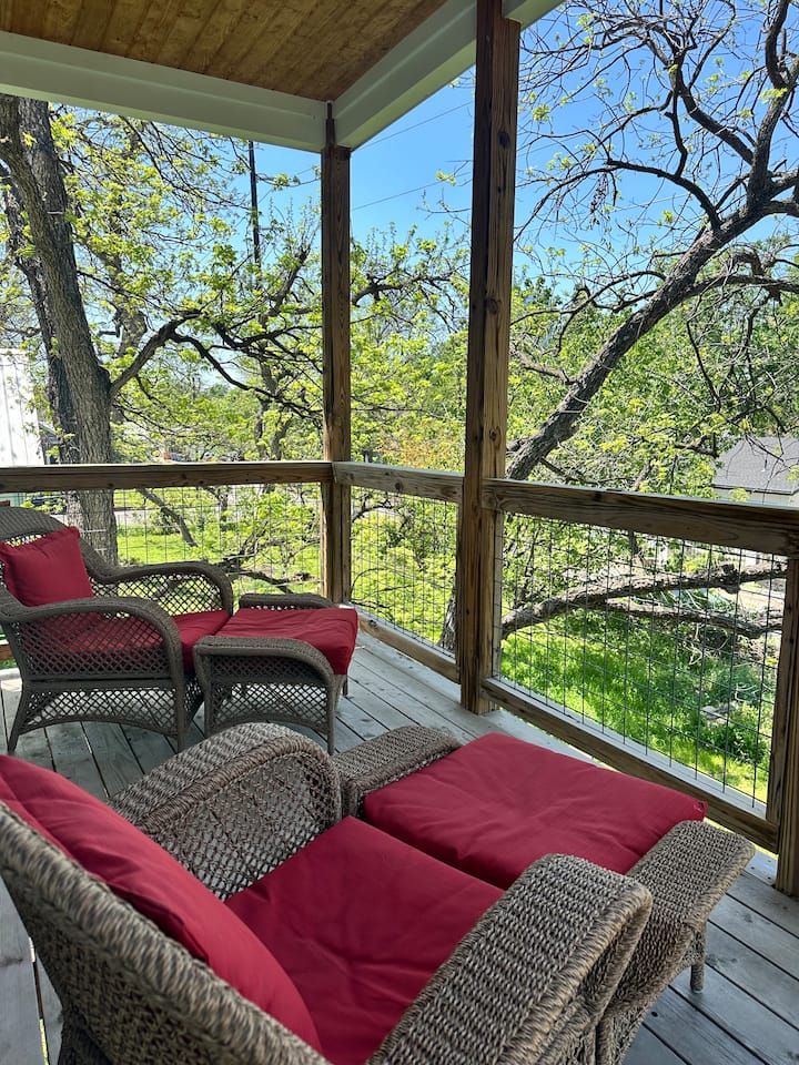 East Side Treetop Getaway - Austin, TX