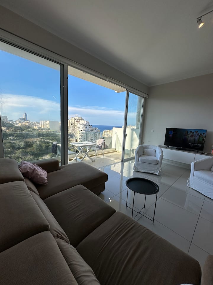 ŞEhir Merkezinde Deniz Manzaralı Ev - Malta