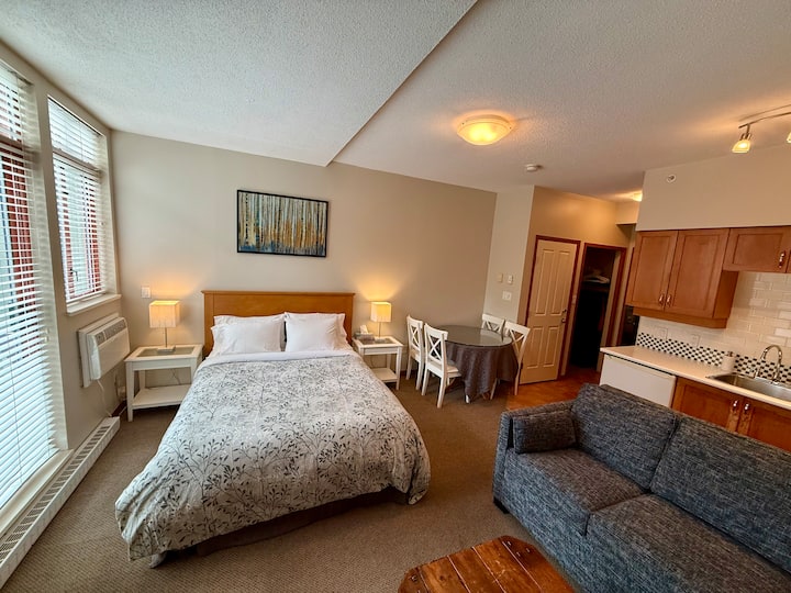 Whistler Village View Studio - Whistler