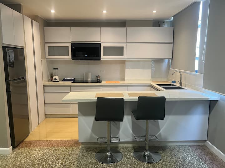 Cómodo Apartamento Bello Monte - Caracas