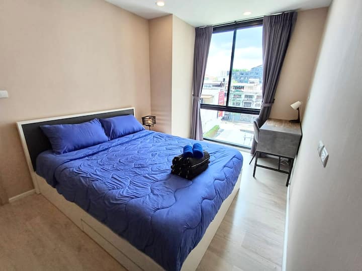 Palm Springs Royal In Nimman Condo - Chiang Mai