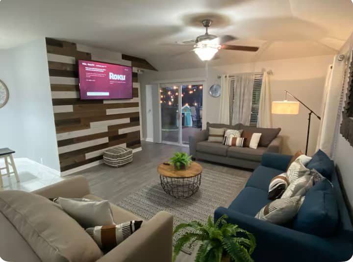 4 Bedrooms/nearseaworld/lackland - San Antonio, TX