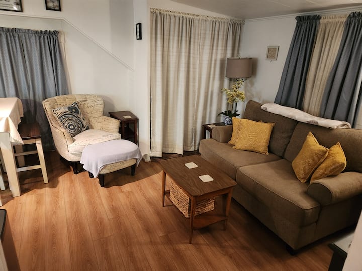 Upstairs Apartment Near Bwi Airport - Baltimore/Washington Airport (BWI)