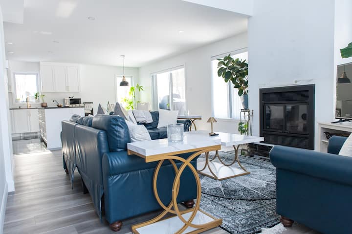 Cozy Cottage — Getaway In Quebec - Laurentides