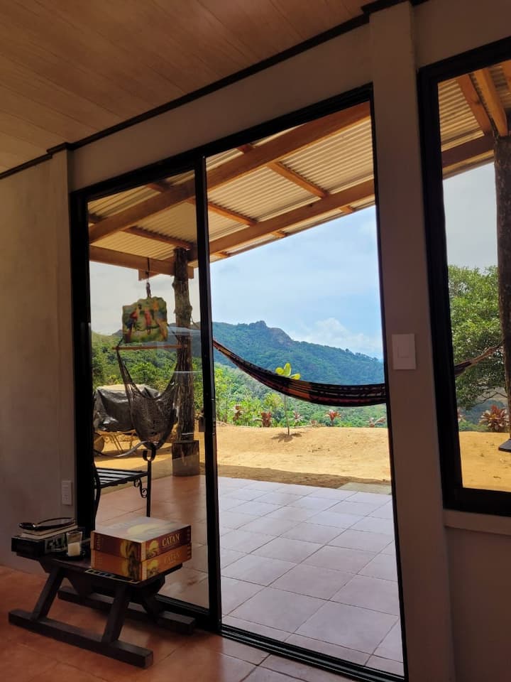 La Casa Del Alto, Río Jesús. - Costa Rica