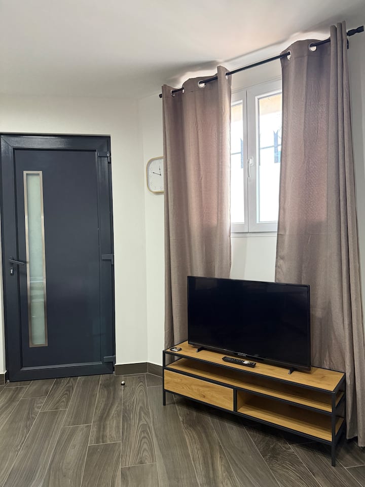 Studio, Maison, Rez De Chaussée, Perpignan - Perpignan