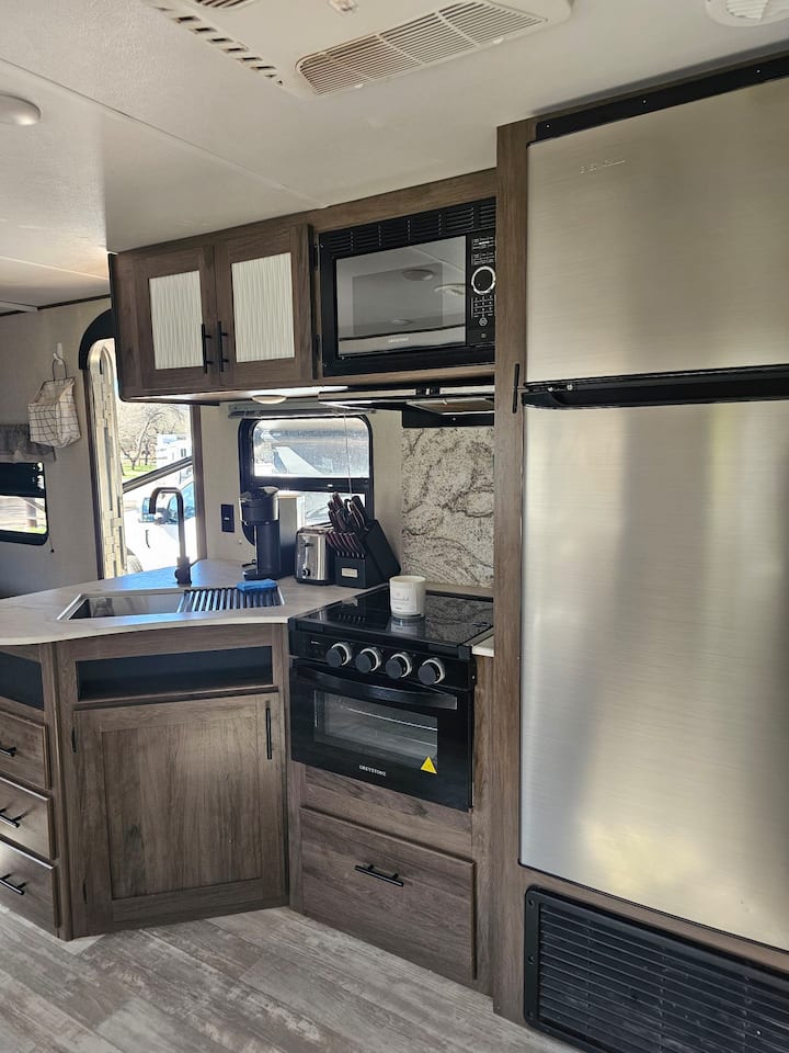 2022 Cozy Rv Ready For You! - Wickenburg, AZ