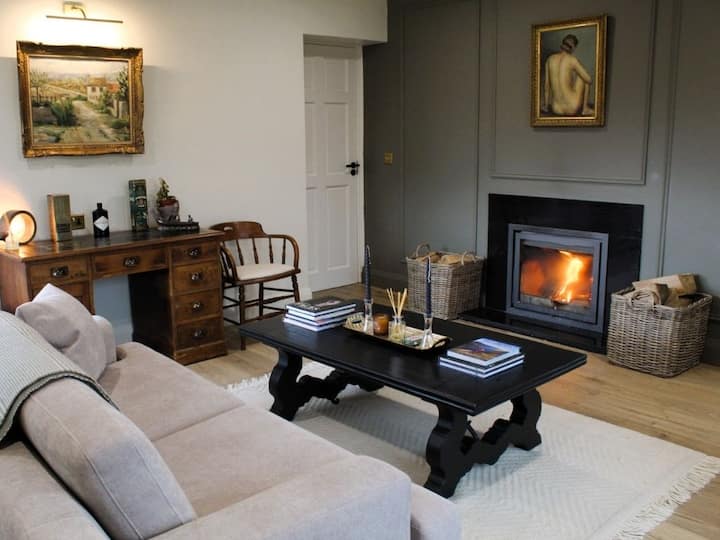 Willow Lodge Cashel. Sleeps 8. Spacious. Rock View - Cashel