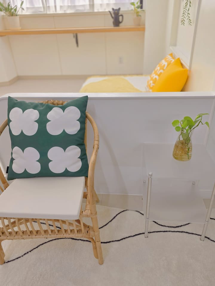 [프롬스테이] 경주황리단길 대릉원 첨성대 도보여행 - Gyeongju-si