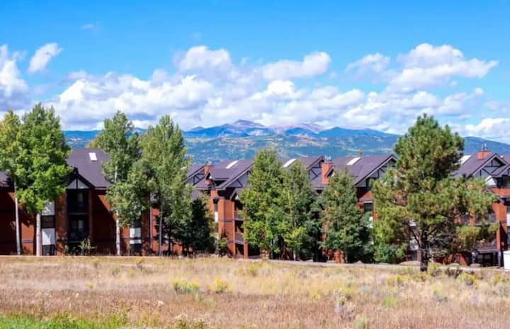 2 Bed/ 2 Bath Condo At Angel Fire Resort Base! - Angel Fire, NM