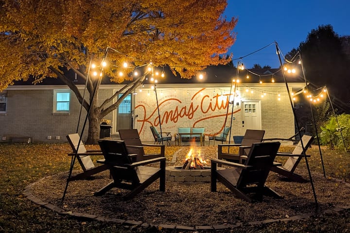 Cozy Home With King Beds, 5 Mins To Dt Kc - Kansas City, MO