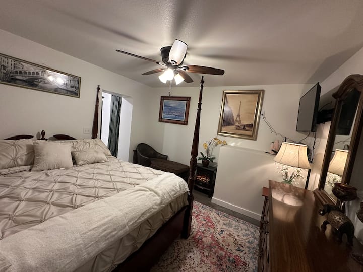 Benton Place Inn, Eureka Suite - Eureka Springs, AR