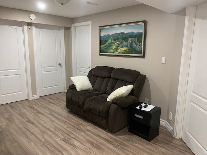1 Room In Cozy Basement (Room #1) - Guelph