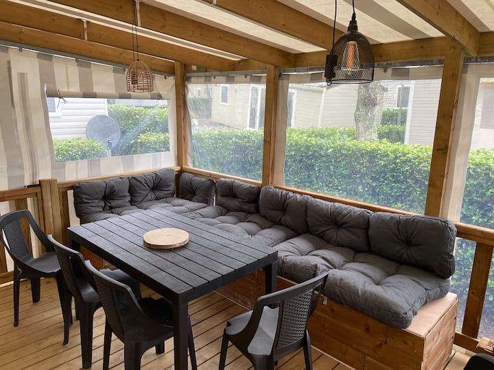 Mobile Home 8 Pers Avec Terrasse Couverte Et Close - Trégunc