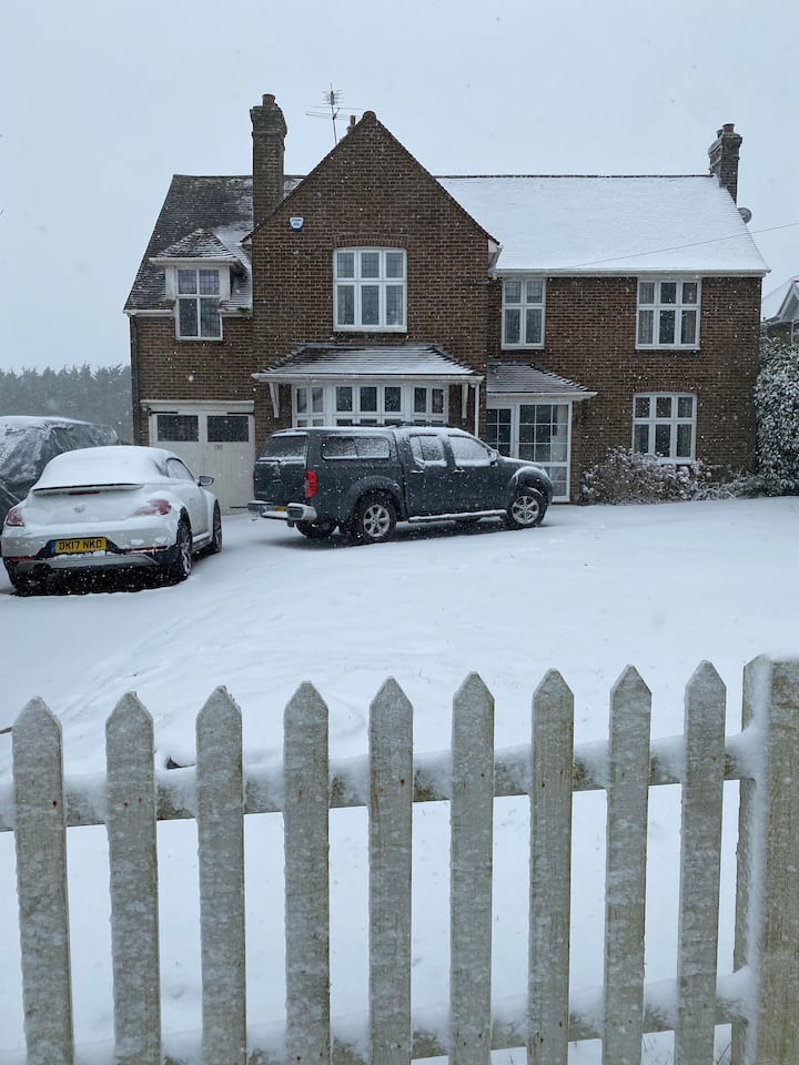 Village House - Sittingbourne