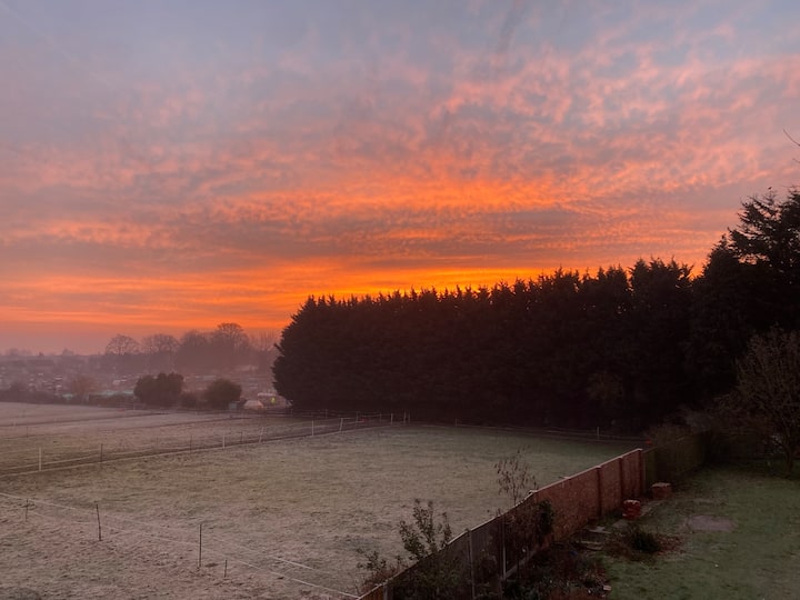 Village House - Sittingbourne