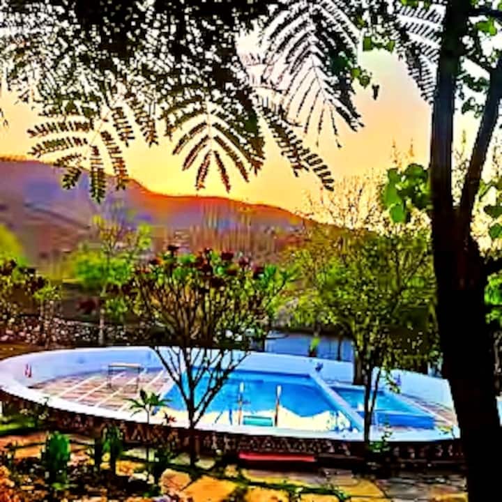 1 Br Youtube Fetrd Ecostay |Lake-forest-pool-birds - Gujarat