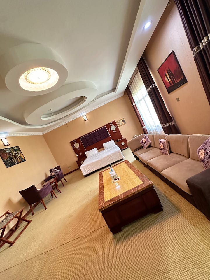 Serene Home - Kampala