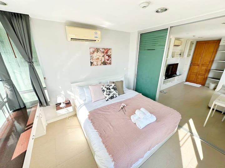 Center Bangkok Near Bts 8min. Pool    Gym 4persons - Bangkok