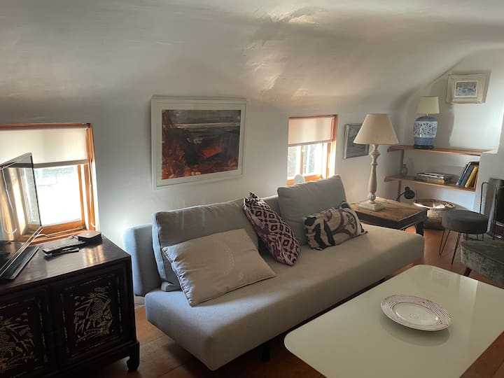 Apple Retreat… - Mousehole