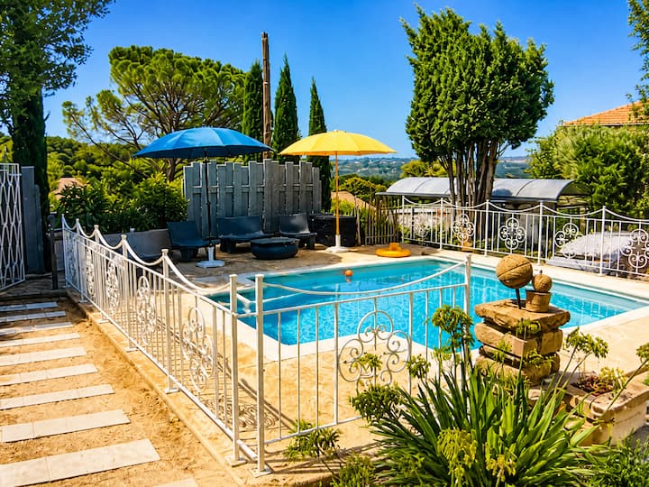 Gite Atypique Avec Piscine Privée - L'olivet - - Aubenas