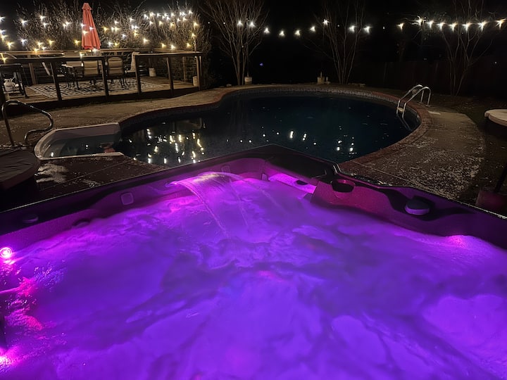 Luxury Hot Tub, Pool, Fiber Internet Fort Benning - Columbus, GA