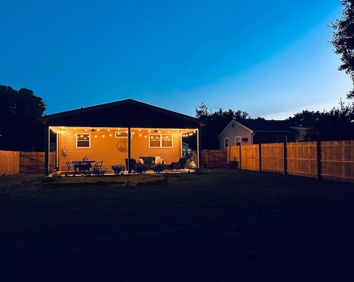 Backwood Bay Bungalow  *Linens Included* - Cape May, NJ