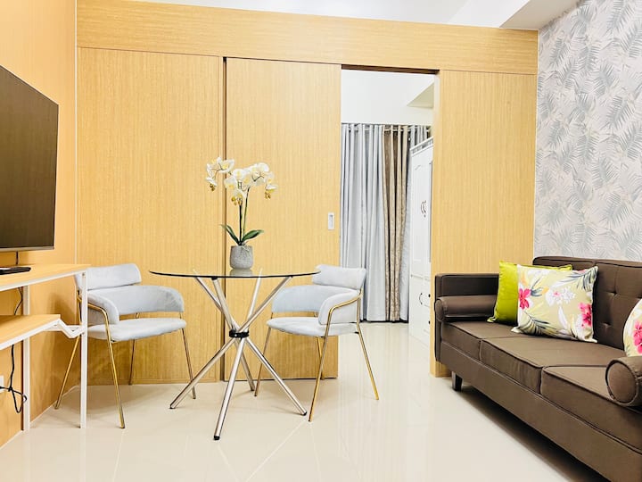The Simple Nest W/karaoke @Grass Residences - Quezon City