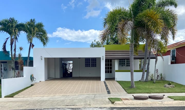 Villa Karen Guest House - Isabela