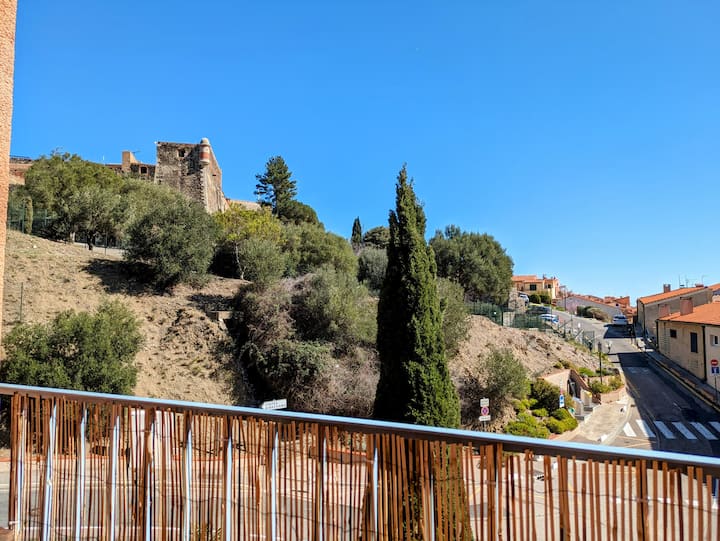 Le Miradou • Vue Sur Le Fort Au Coeur De Collioure - Collioure