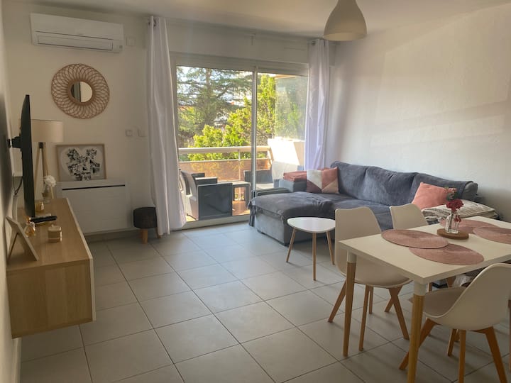 À 15 Minutes à Pied Des Plages Et Du Port - Bandol