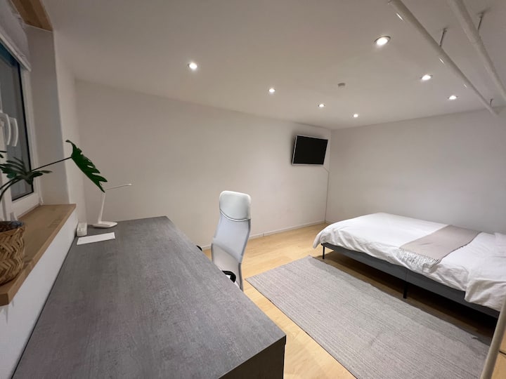 Modern Flat Near St. Jakob & Railstation - Basel