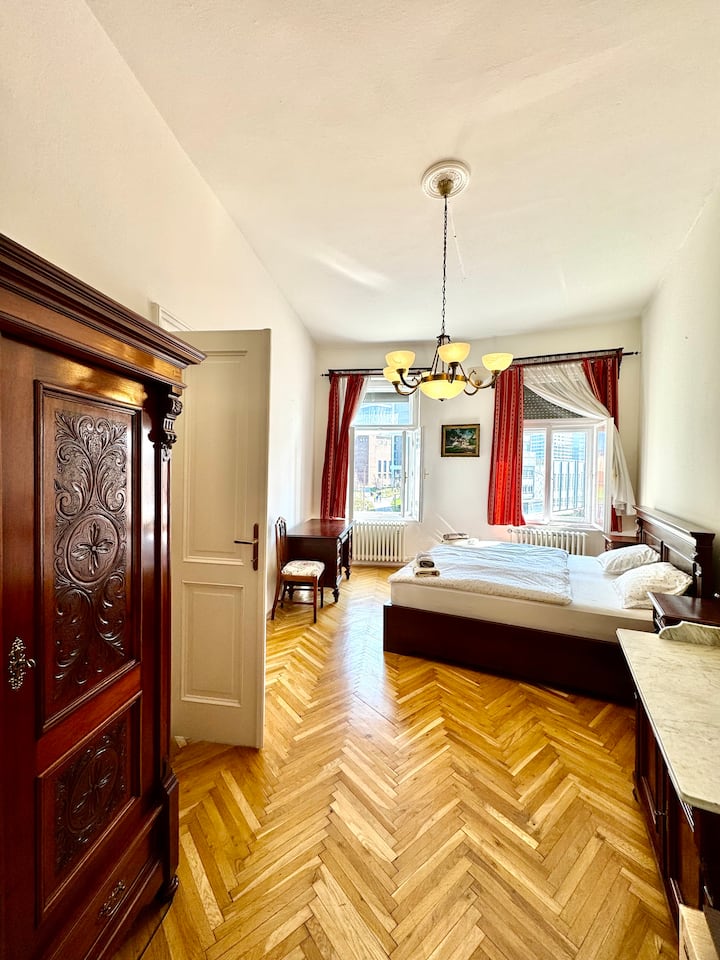 Unique Apartment In The Center - Bratysława