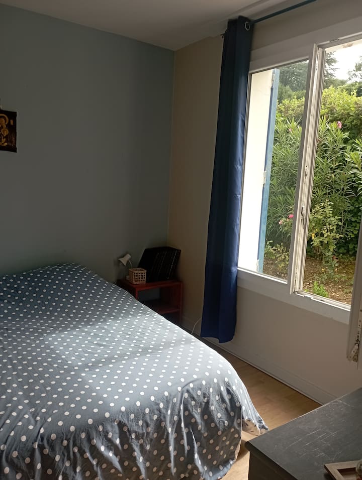 Chambre Indépendante, Salle D'eau Et Wc Privatifs - Montélimar