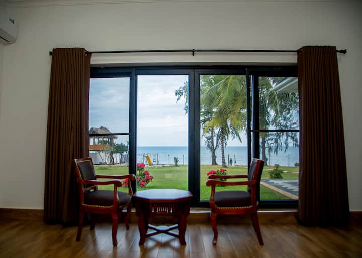 Three Bedroom With Game Room Beachfront Villa - Tanzanie