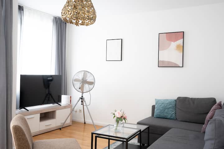 * Familienfreundliches Apartment Im Zentrum 2112 * - Berlin