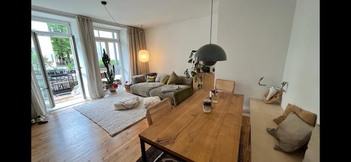 Chilled Apartment With Balcony - München