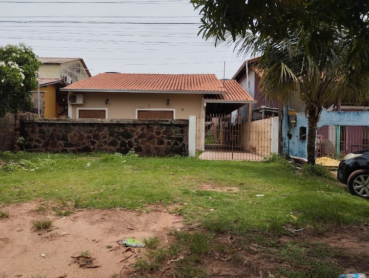 Casa Linda Perto Do Porto Do Der - Santarém