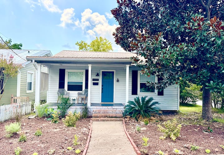 Cozy Cottage W/ Park Views, Monthly Stays Avail! - ウィルミントン, NC