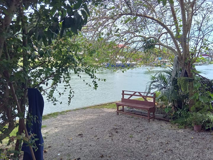 Casa De Frente Ao Canal Da Barra - Florianópolis