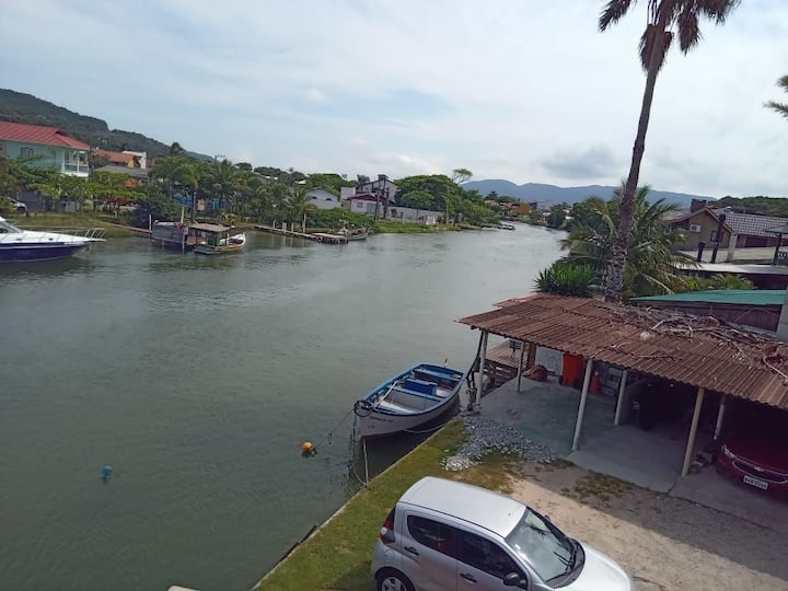 Casa De Frente Ao Canal Da Barra - Florianópolis