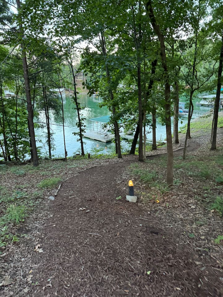 Lakeview Lodge - Buford, GA