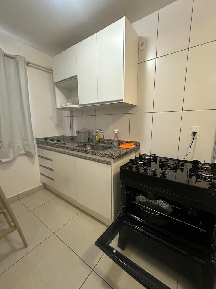 Kitnet Nascente - 2 Camas De Solteiro - Goiás