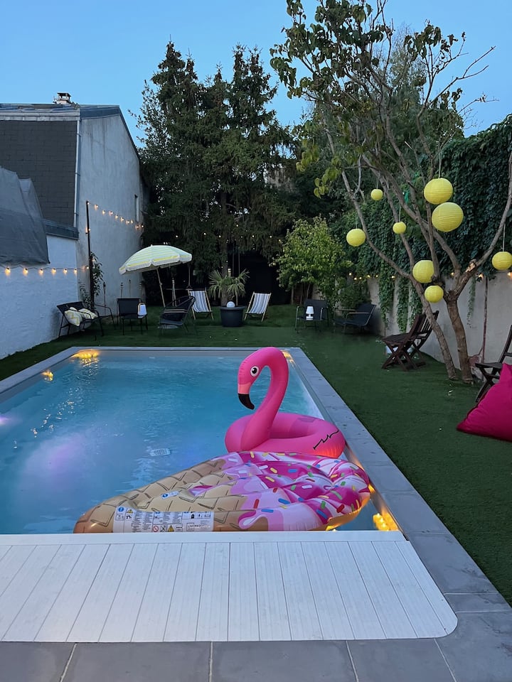 Grande Maison Climatisée Avec Piscine Chauffée - Parijs