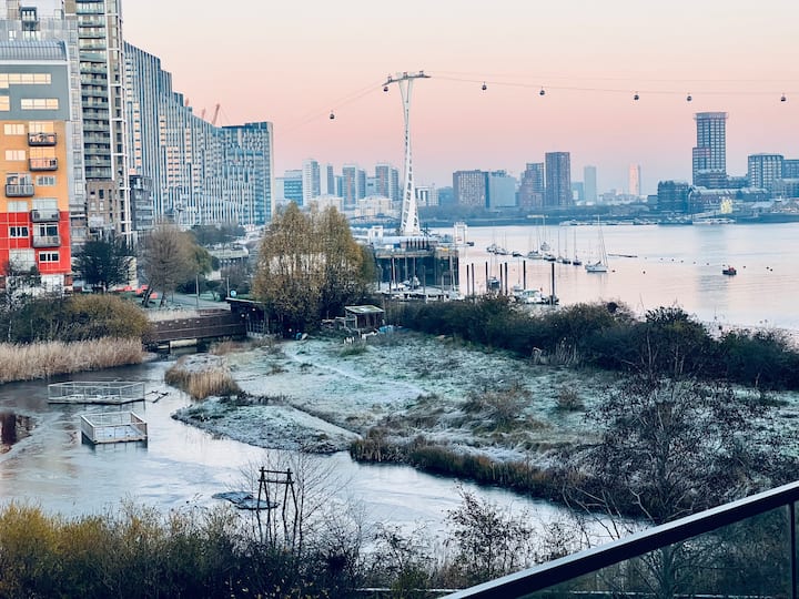 Modern Flat With River View - Woolwich