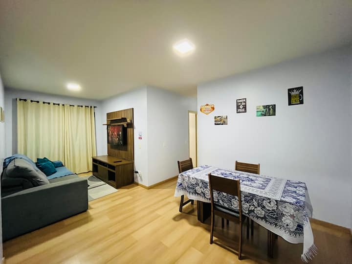 Apartamento Mobiliado
Centro Com Internet - Cascavel